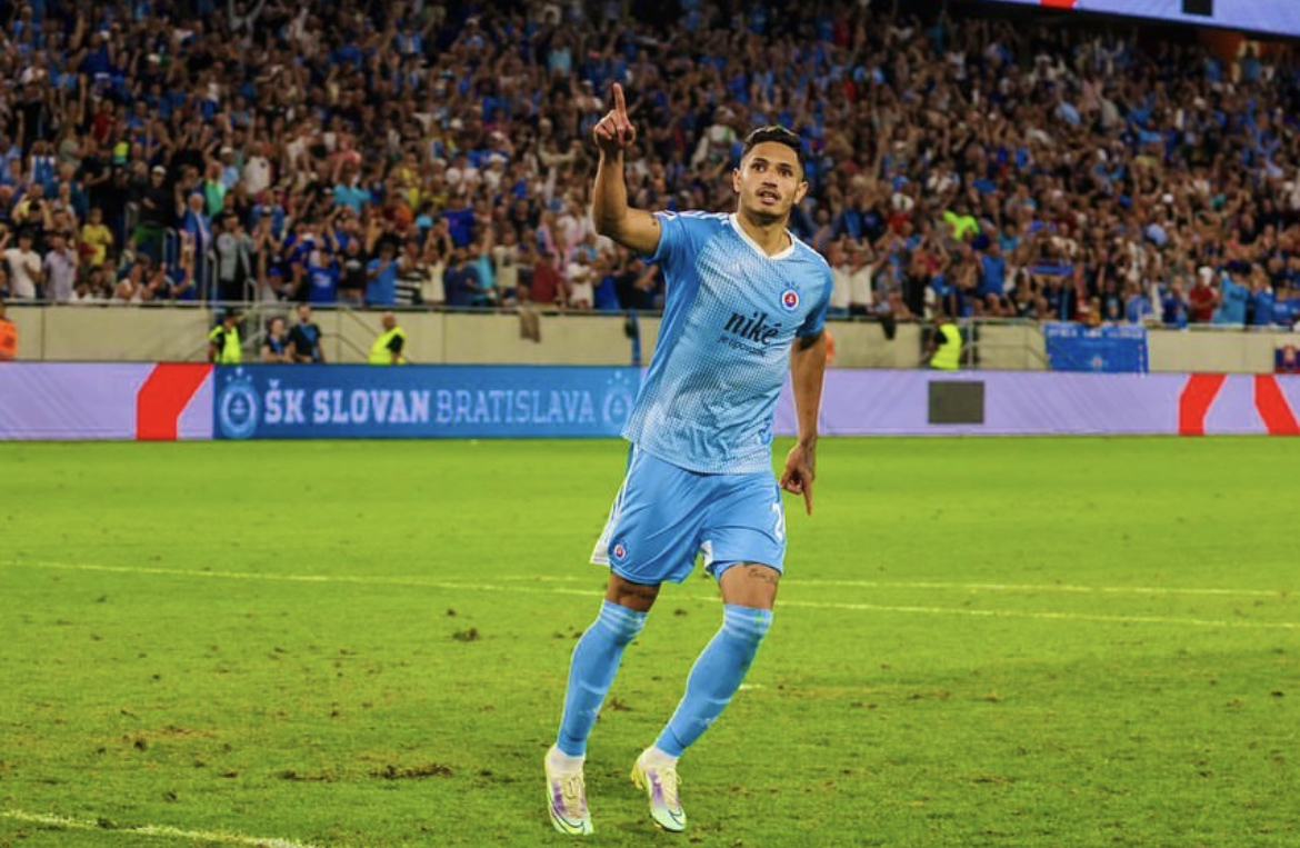 El instinto goleador de Eric Ramírez revive en Eslovaquia | Killer Asturias